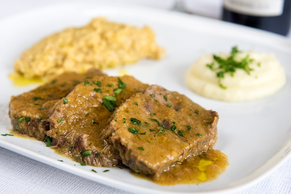 Manzo all’Olio – Beef in Extra Virgin Olive Oil – Polenta & Baccalá
